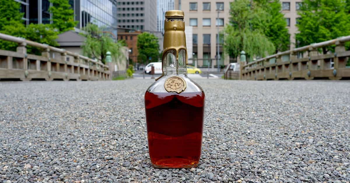 Maker's Mark Gold 1986 Review [In Depth] The Whiskey Shelf